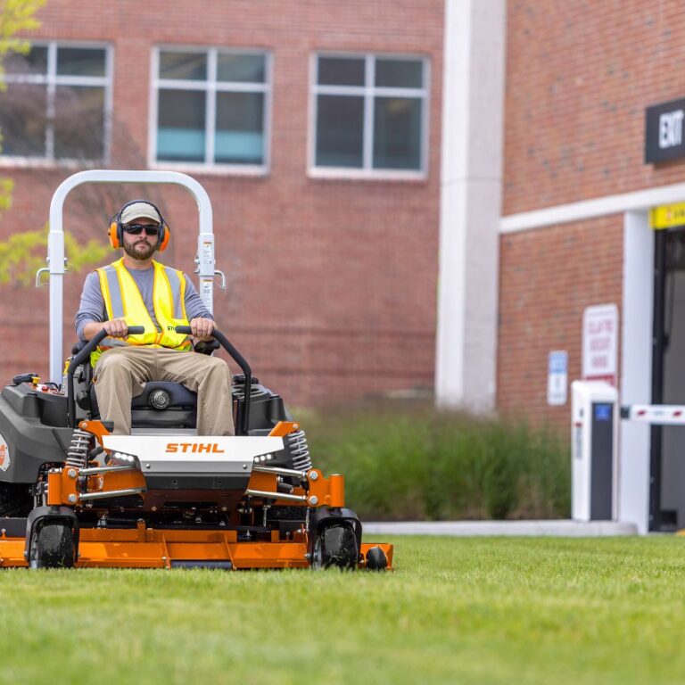 STIHL RZ 960i K Zero Turn - O'Connor's Lawn & Garden